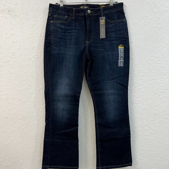 Lee | Jeans | Lee Womens Petite Secretly Shapes Regular Fit Bootcut ...